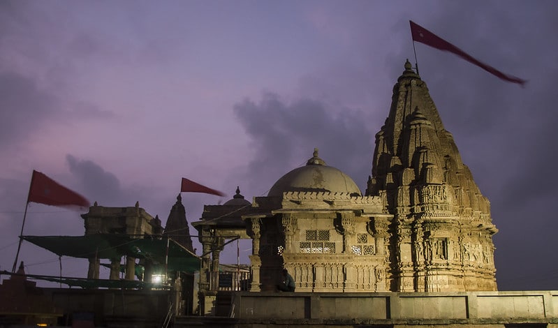 The Lost City of Dwarka: Unraveling the Ancient Sunken Kingdom ...